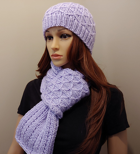 Ravelry: Lilac Lattice Scarf pattern by Jen's Yarn Addiction