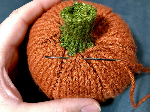 Ravelry: Perfect Pumpkin Trio pattern by Jeremy Butcher