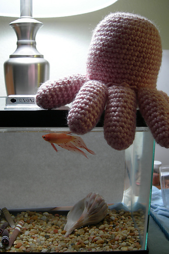 Ravelry: Octopode Pandemonium pattern by PepperKitty