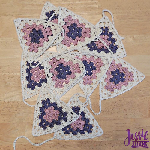 Ravelry: Granny Triangle Bunting pattern by Jessie Rayot