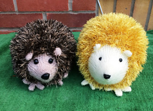 Ravelry: 9015 Hedgehogs pattern by King Cole Ltd