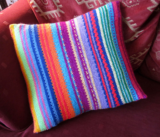 Ravelry: Jessielilac's Buttoned Colourful Cushion