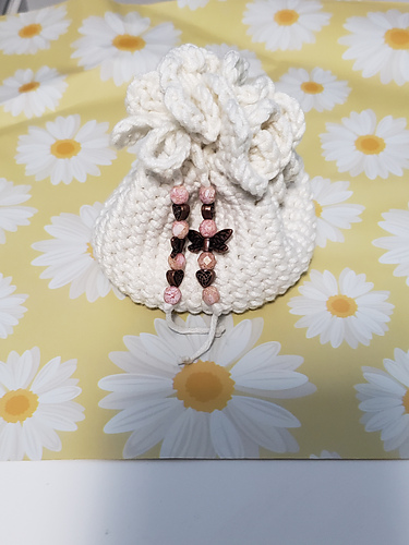 Ravelry: Key Ring Pouch pattern by Kathleen Sams