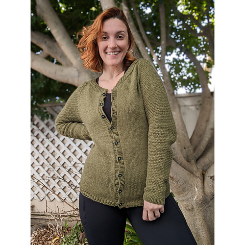 Ravelry: Brooklyn Raglan Cardi pattern by Tori Yu