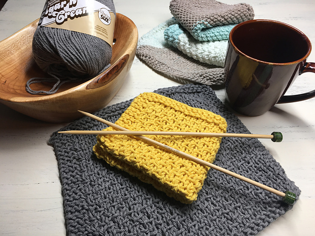 Ravelry: Linen Stitch Dishcloth pattern by Jackie Henderson