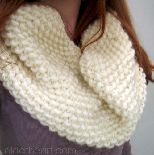 Ravelry: Easy Knit Cowl Scarf pattern by Jayna Hussey
