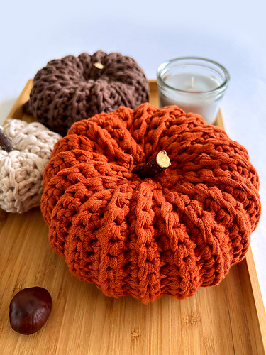Ravelry: Quick and Easy Pumpkin pattern by Jolly Lizard