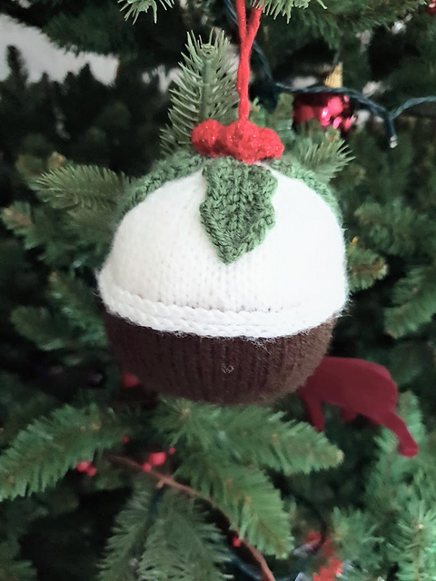 Ravelry: Christmas Pudding pattern by Stella Jones