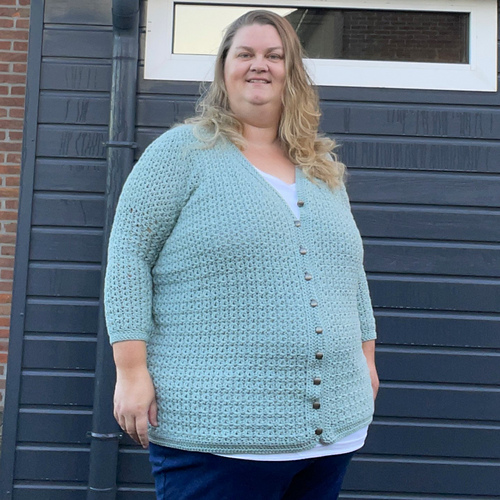 Ravelry: Fern Forest Cardigan pattern by madebyJORI