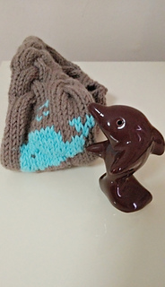 Ravelry: Dolphin Swim Headband pattern by Yuki Lim