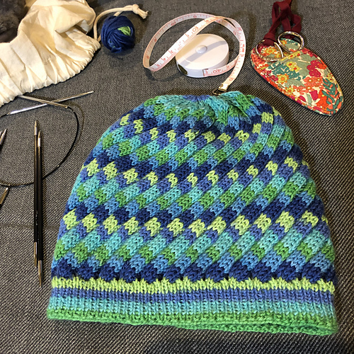 Ravelry: Checkerwork Hat pattern by Vexy