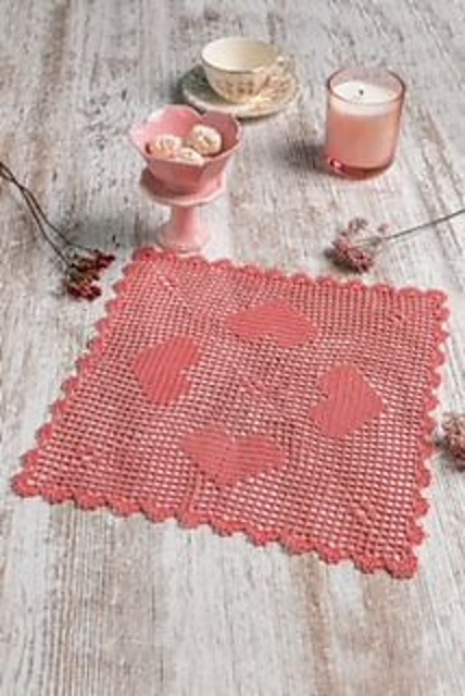 Ravelry: 4 My Heart Doily pattern by Joyce Geisler