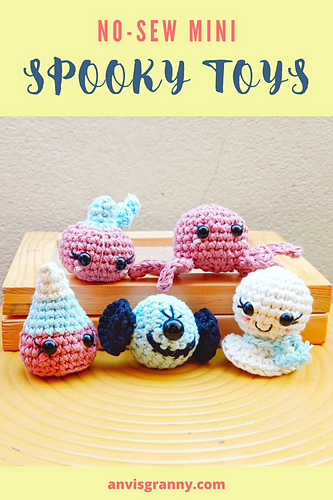 Ravelry: Mini Halloween Keychains pattern by Joy PhamSontakke