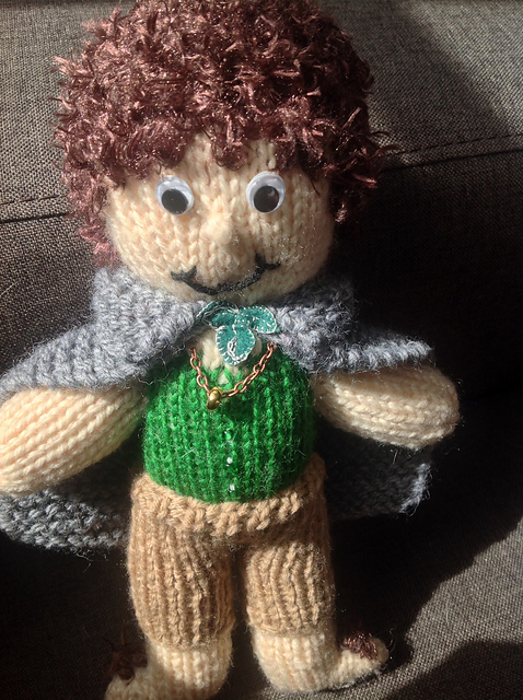 Ravelry: The Hobbit - Frodo Baggins pattern by The Knit Guru