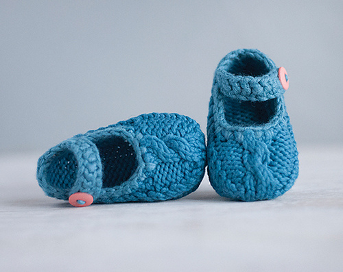Ravelry: Mary Jane Shoe pattern by Julia Adams Patterns