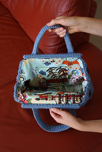 Ravelry: Derek Bag pattern by Lthingies