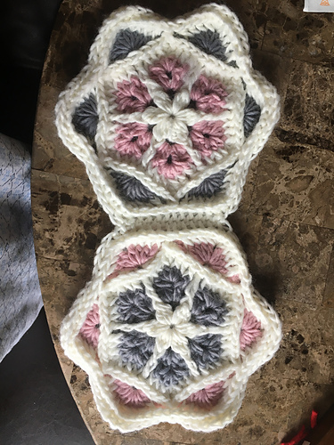 Ravelry: Hexaflower Motif pattern by Julie Yeager