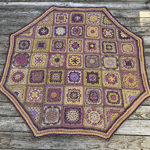 Ravelry: Octa'ghan pattern by Julie Yeager