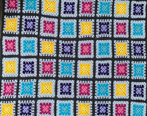 Ravelry: Resplendent Afghan pattern by Julie Yeager