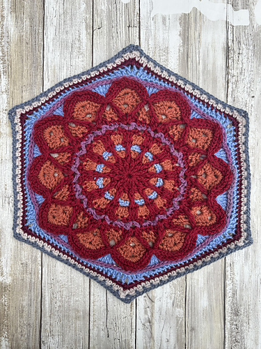 Ravelry: Bohemian Hexagons pattern by Julie Yeager