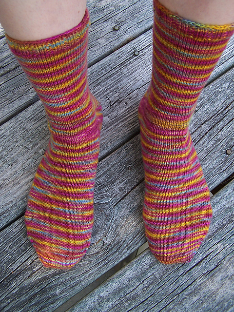 Ravelry: Gusset Heel Socks pattern by Wendy D. Johnson