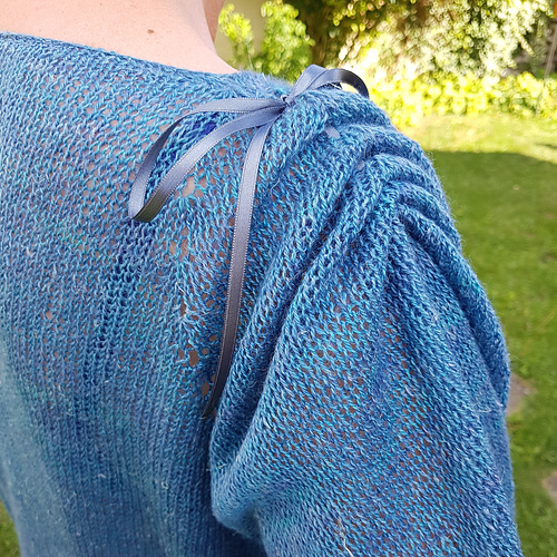 Ravelry: Moonshadow pattern by Julie Knits in Paris