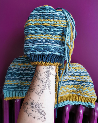 Ravelry: Cornish Sun pattern by Julie Knits in Paris