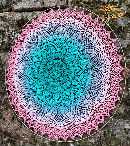 Ravelry: Yamayka (Mayka & Ayka) pattern by Julita Janicka