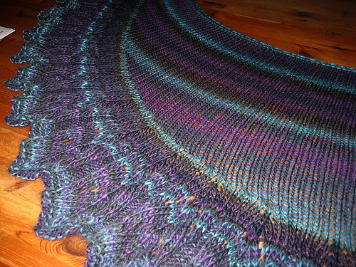 Ravelry: Arrowhead Ruffles Shawl pattern by Kristina Karlsson