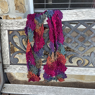 Ravelry: JustMagicMaria's Queen Anne Lace Scarf