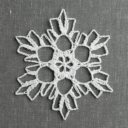 Ravelry: Vanilla Pudding Snowflake pattern by Jessica Wifall