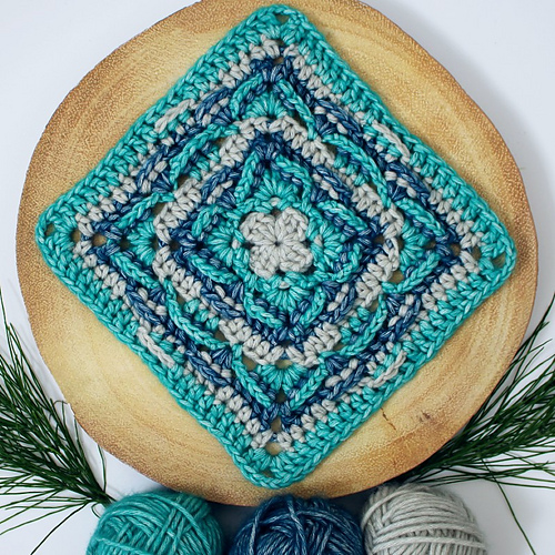 Ravelry: Isaz Afghan Block pattern by Heather C Gibbs (KCACO.UK)