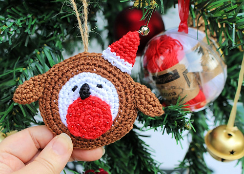 Ravelry: Robin Christmas Tree Ornament pattern by Heather C Gibbs ...