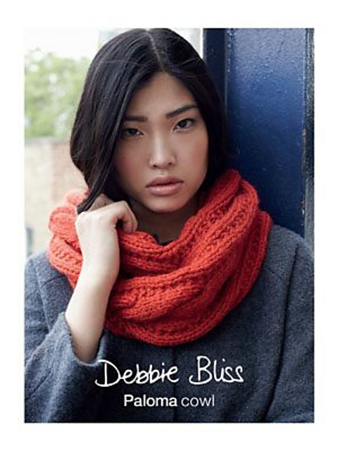 Ravelry: Paloma Cowl pattern by Debbie Bliss