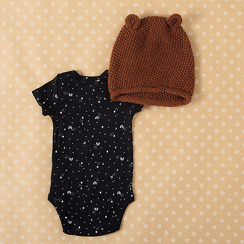 Ravelry: Bumpy Bear Hat pattern by Michele DuNaier