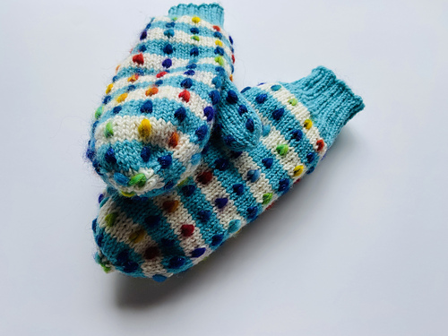 Ravelry: Wild Thrums pattern by Katie Noseworthy