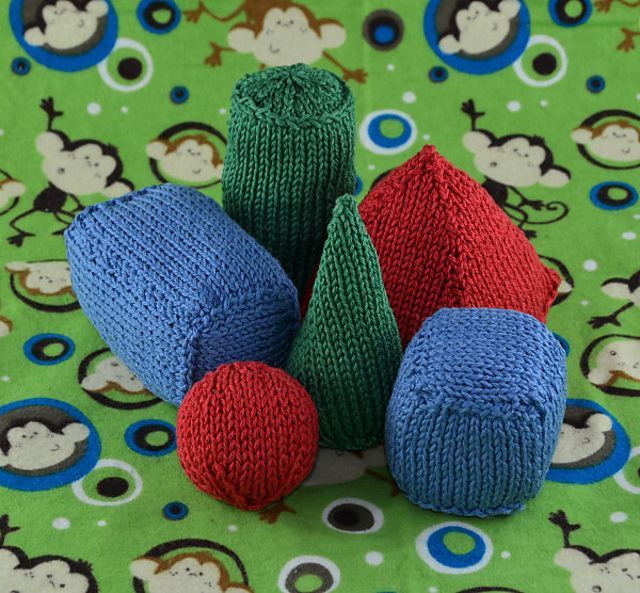 Ravelry: A Little Geometry pattern by Sophia Minakais