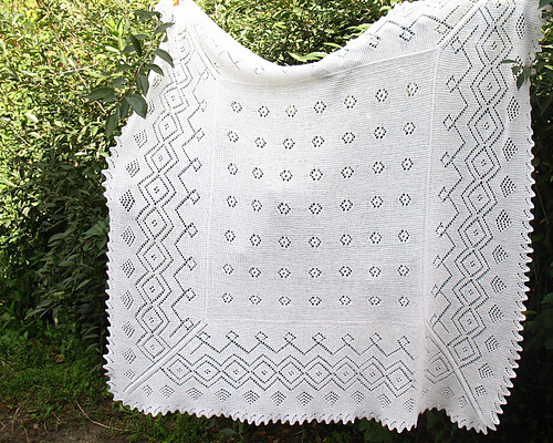 Ravelry: Royal Lace Baby Shawl 2013 pattern by Russian Lily