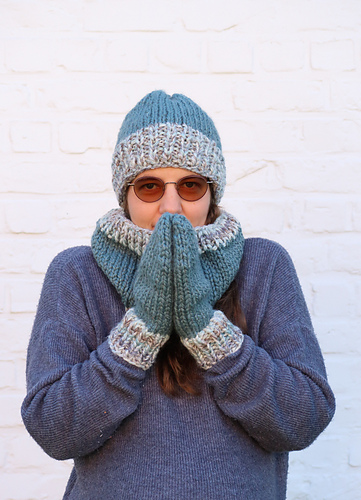 Ravelry: Charlie Mittens pattern by Knitting with Chopsticks