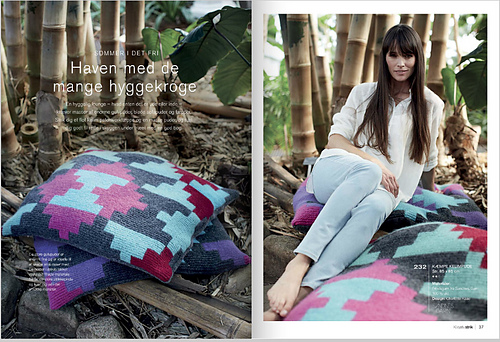 Ravelry: Kæmpe Kelim pude pattern by Charlotte Kaae