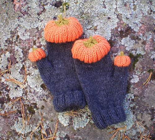 Ravelry: Pumpkin Mittens pattern by Lumi Karmitsa