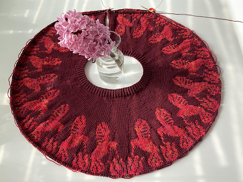 Ravelry: Hummingbirds cardigan pattern by Kaarel Kalatraaler