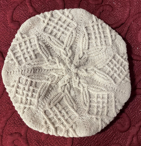Ravelry: Frosted Flower Beret pattern by Kaarel Kalatraaler
