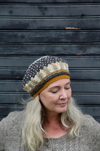 Ravelry: Sagostad beret pattern by Sofia Capelle