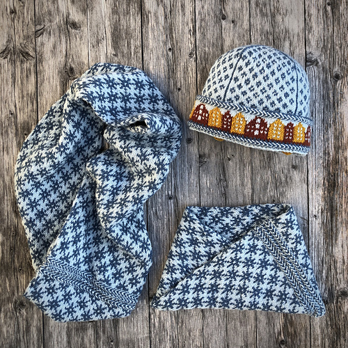 Ravelry: Trondheim Cowl pattern by Sofia Capelle
