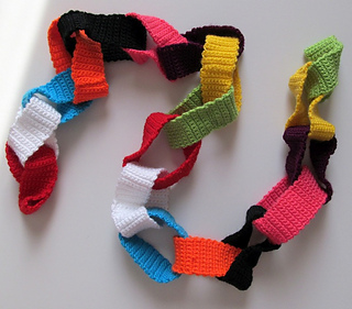 Ravelry: Rainbow Loops pattern by Lara Messer