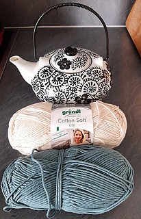 Ravelry: KaosPhoenix's Tea Cosy Hat