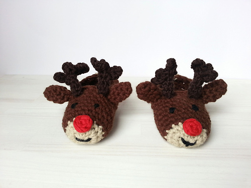 Ravelry: Children's Slippers "Rudolph Reindeer" pattern by Karin ...