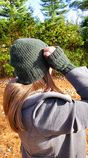 Ravelry: Tuque d'automne à large rebord pattern by Karen Blanchet