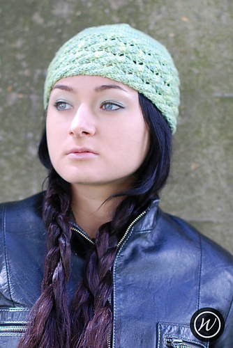 Ravelry: Trenza pattern by Woolly Wormhead